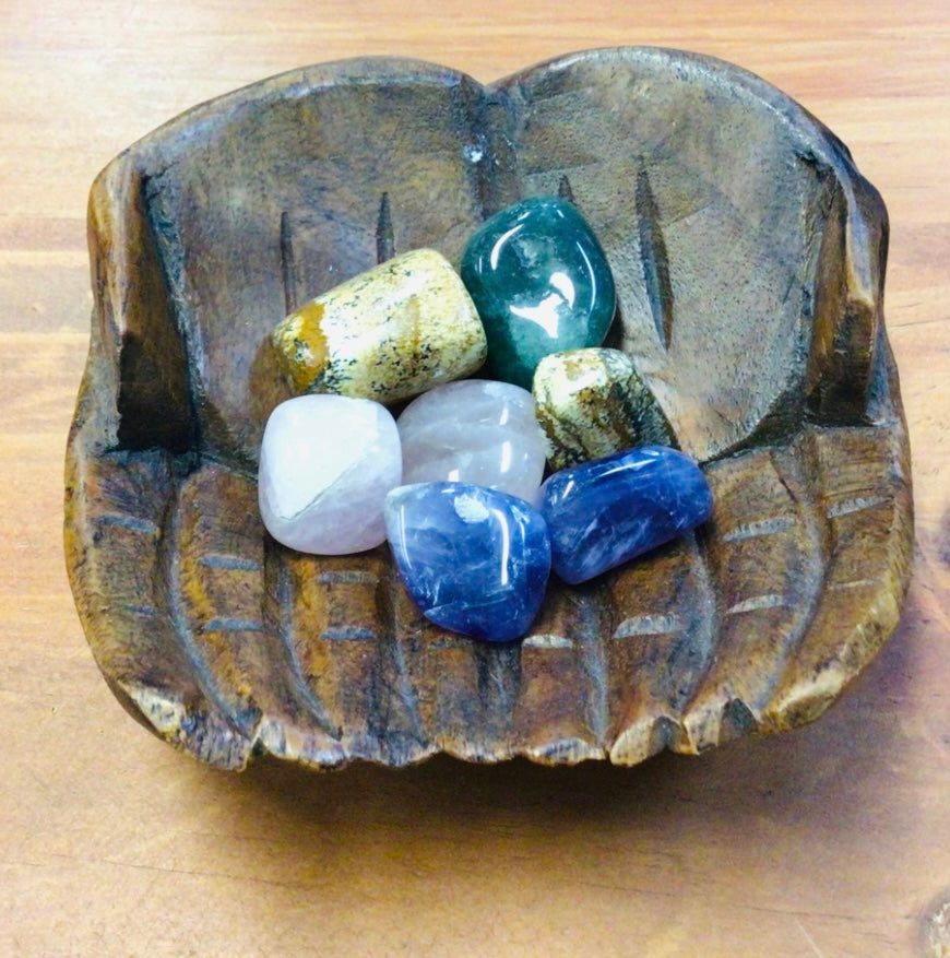 Thumb Stones and Tumble Stones – The Leisa Tree