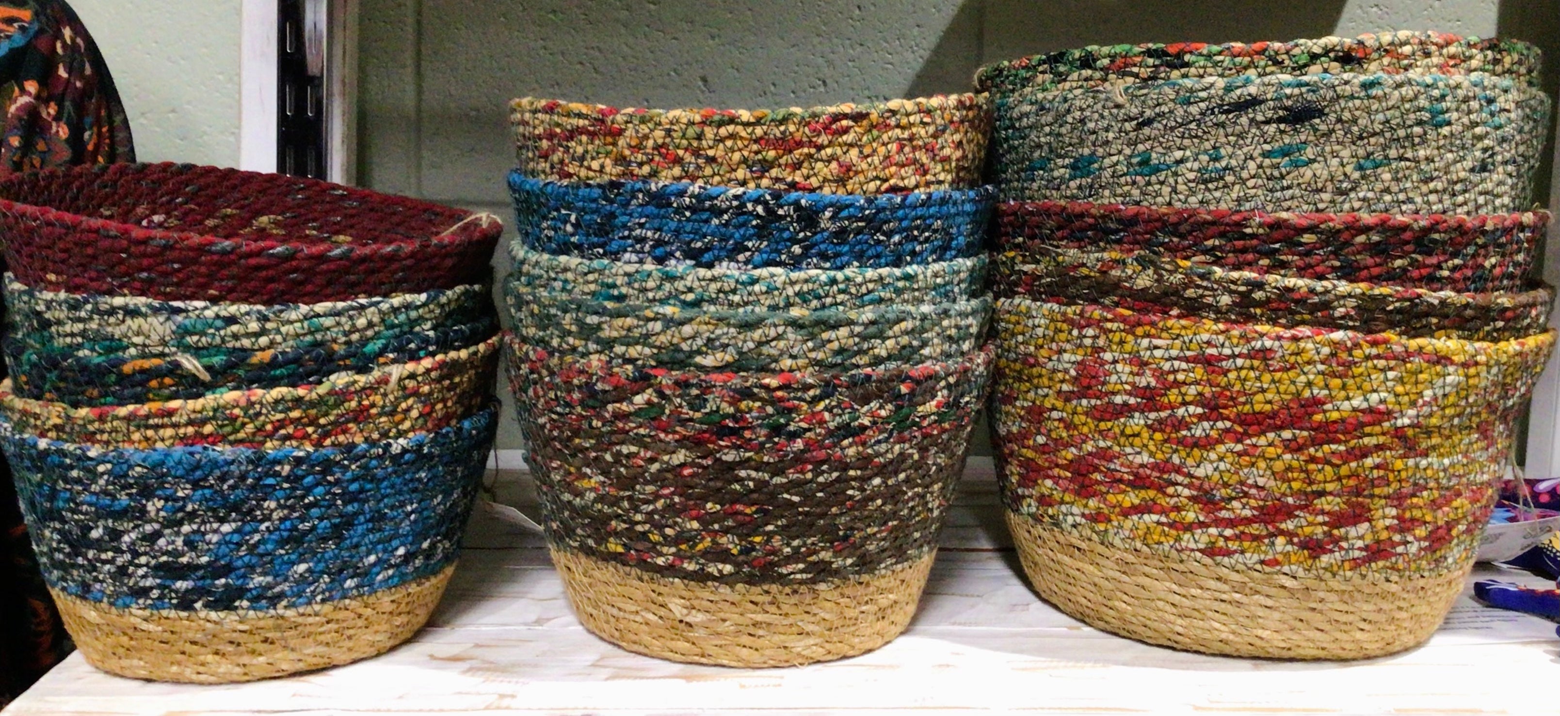 Sari and Hogla Leaf Basket – The Leisa Tree