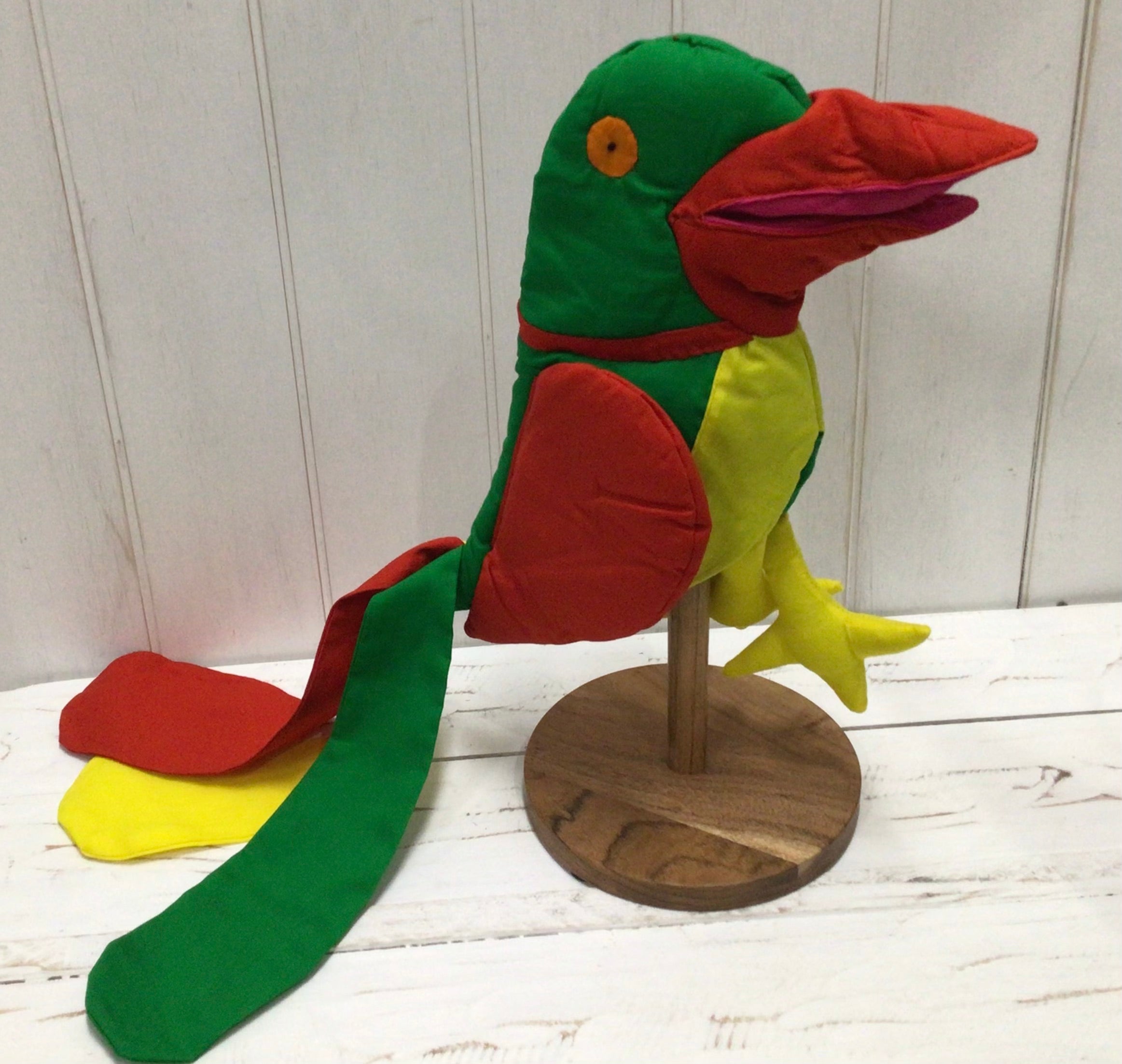 Bright Parrot Hand Puppet – The Leisa Tree