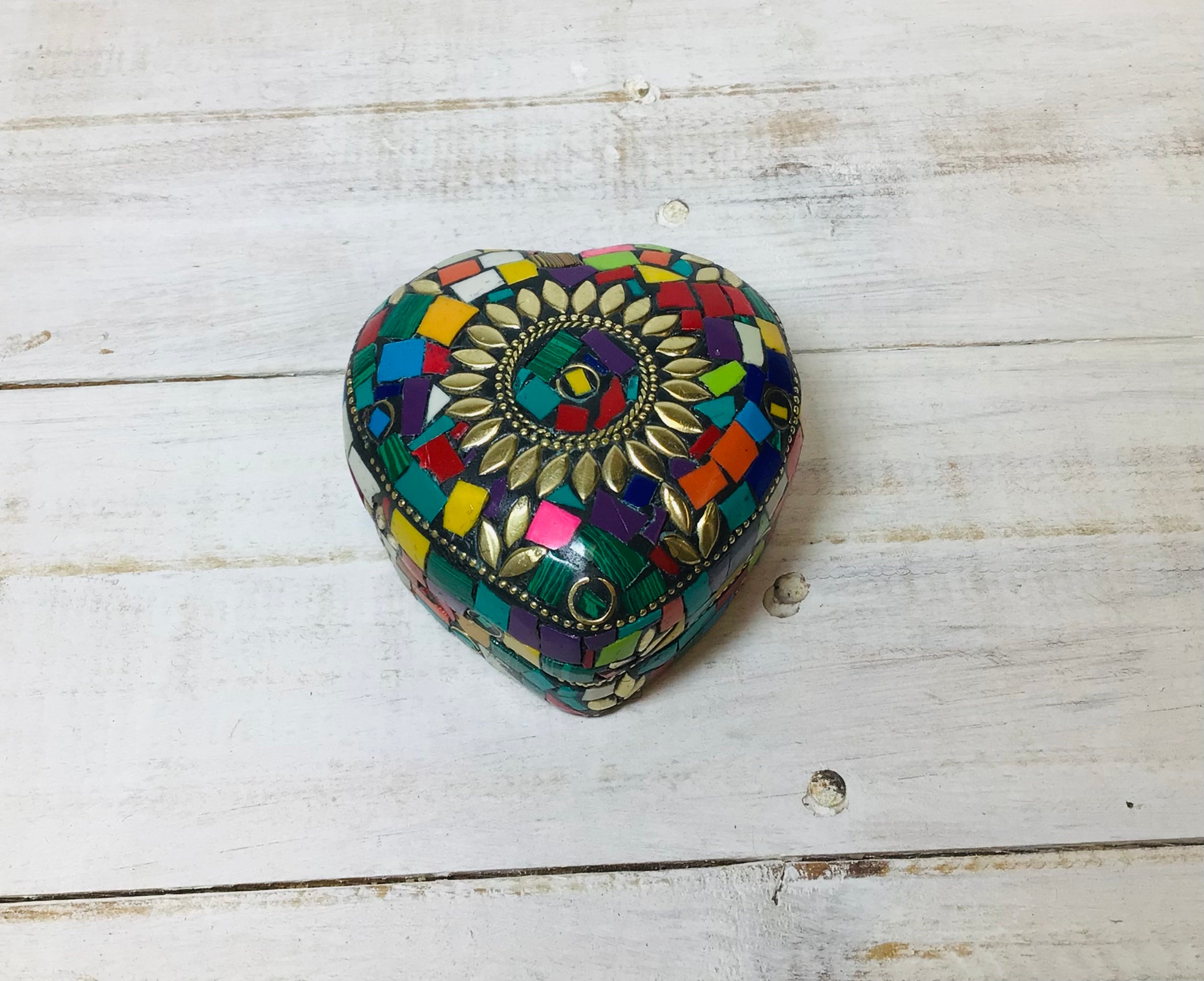 Heart Stone Chip Trinket Box – The Leisa Tree